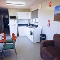 Accommodation Callide Dam |Biloela Cabins, Powered & Unpowered Sites